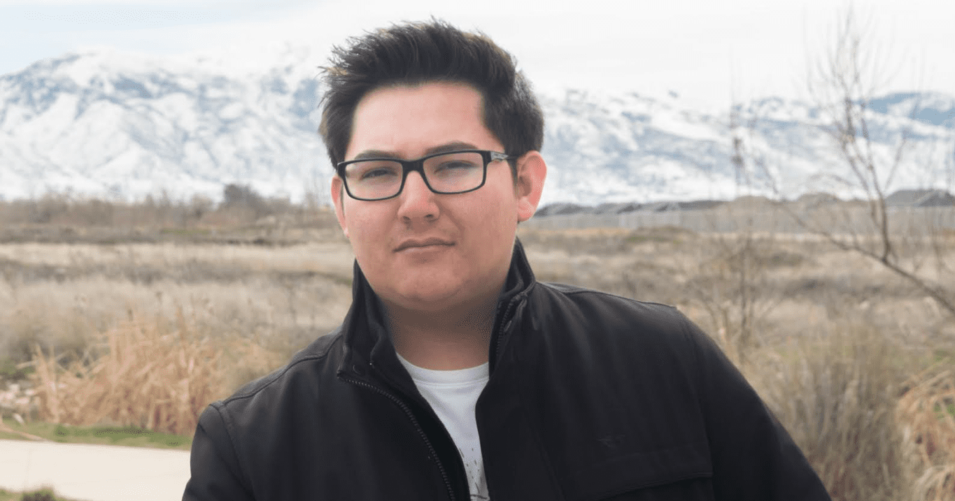 B O D Y | ONE NEW POEM BY ZACH GOMEZ